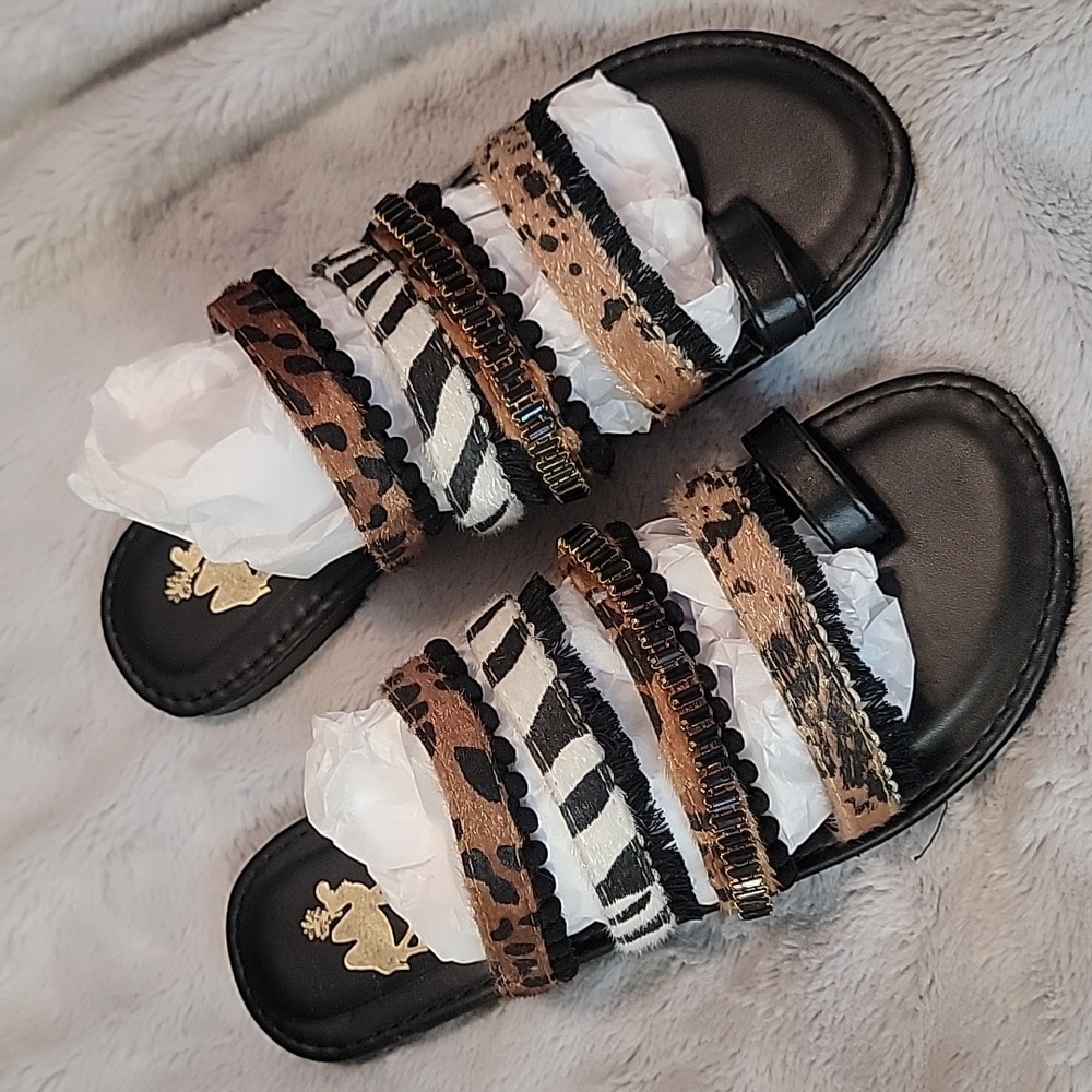 Camel Toes Animal Print Strappy Sandals - Gem